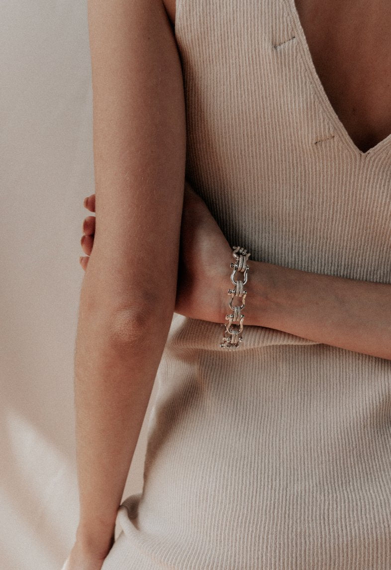 BRACELETS | Vincent Peach Fine Jewelry