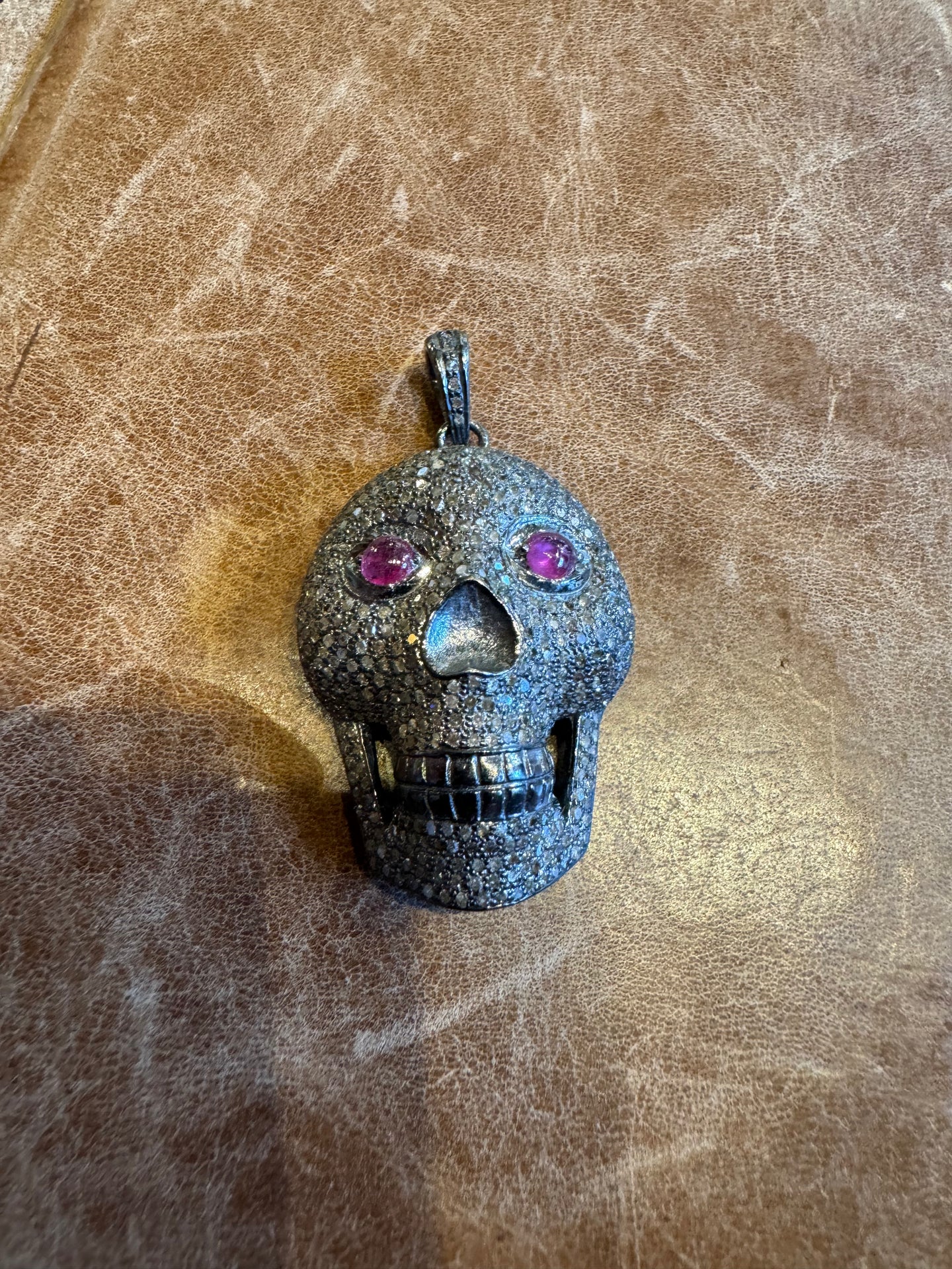 Diamond Skull - Vincent Peach Fine Jewelry