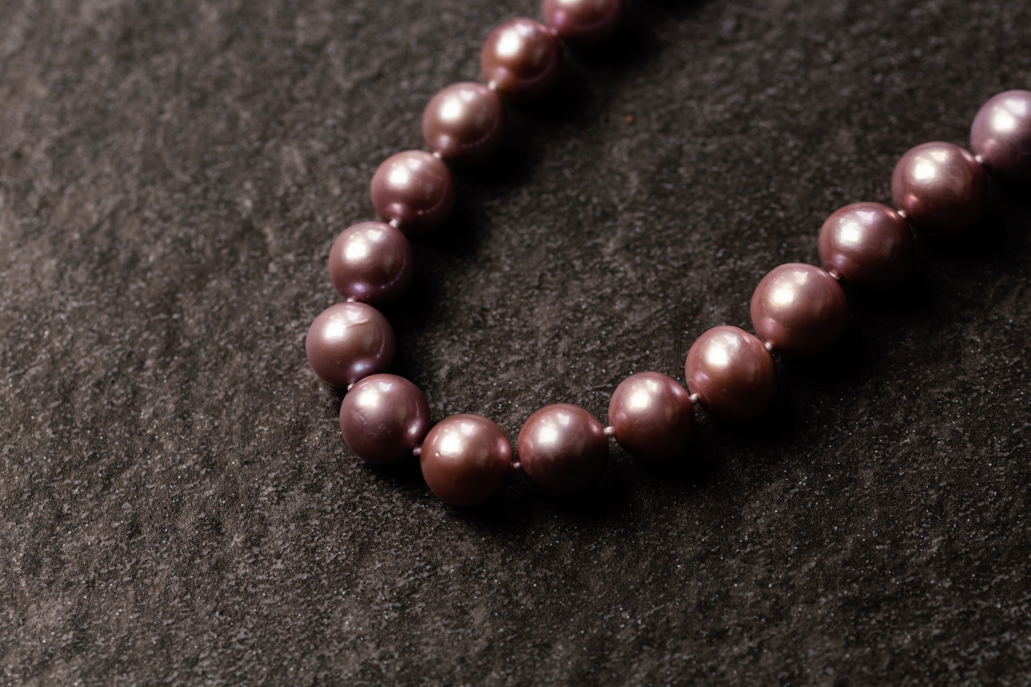 Signature Edison Pink Pearl Necklace | Vincent Peach Fine Jewelry